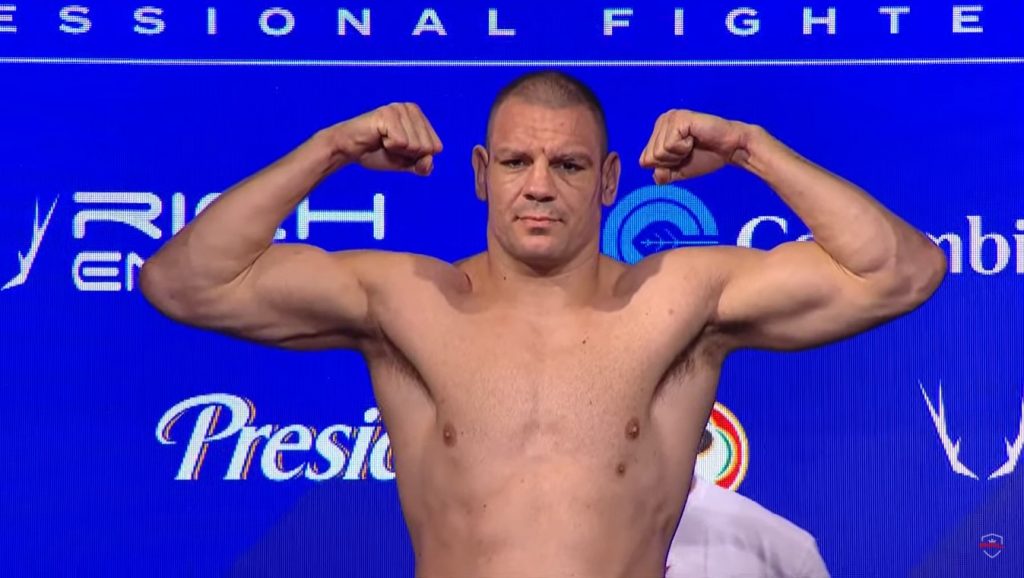 VIDEO Delija i Bruno nisu se štedjeli, udarci su letjeli sa svih strana ...